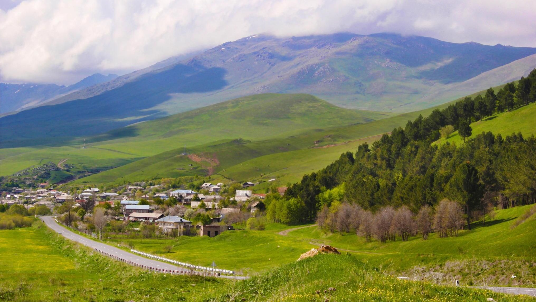 10 Beautiful Countries To Visit In Eurasia | Travelholicq